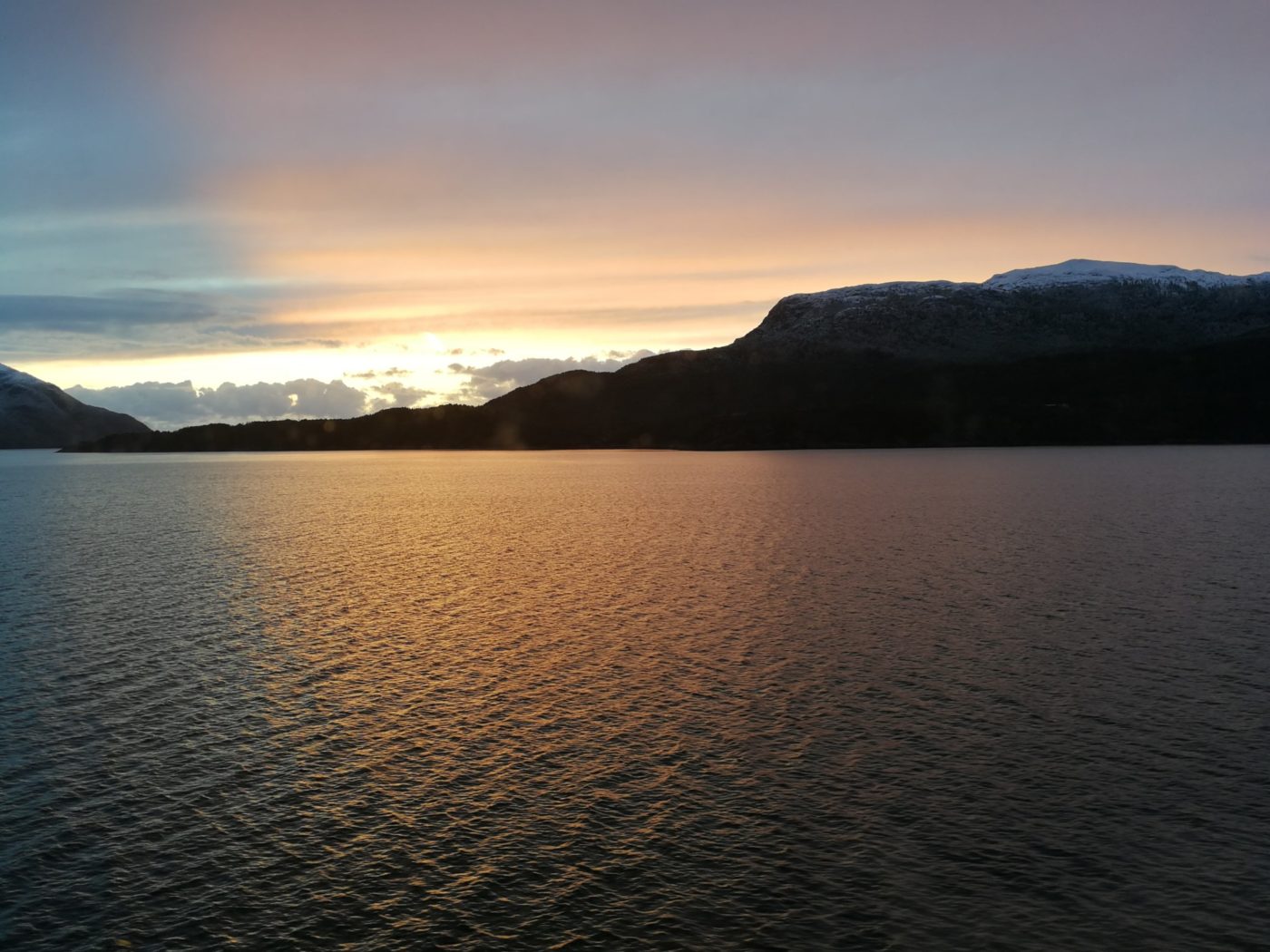 12. Tag: Ålesund, Torvik, Måløy, Florø, Bergen – Diefenbakers Reisen